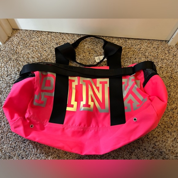 PINK Victoria's Secret | Bags | New Vs Pink Duffel Bag In Hot Pink ...
